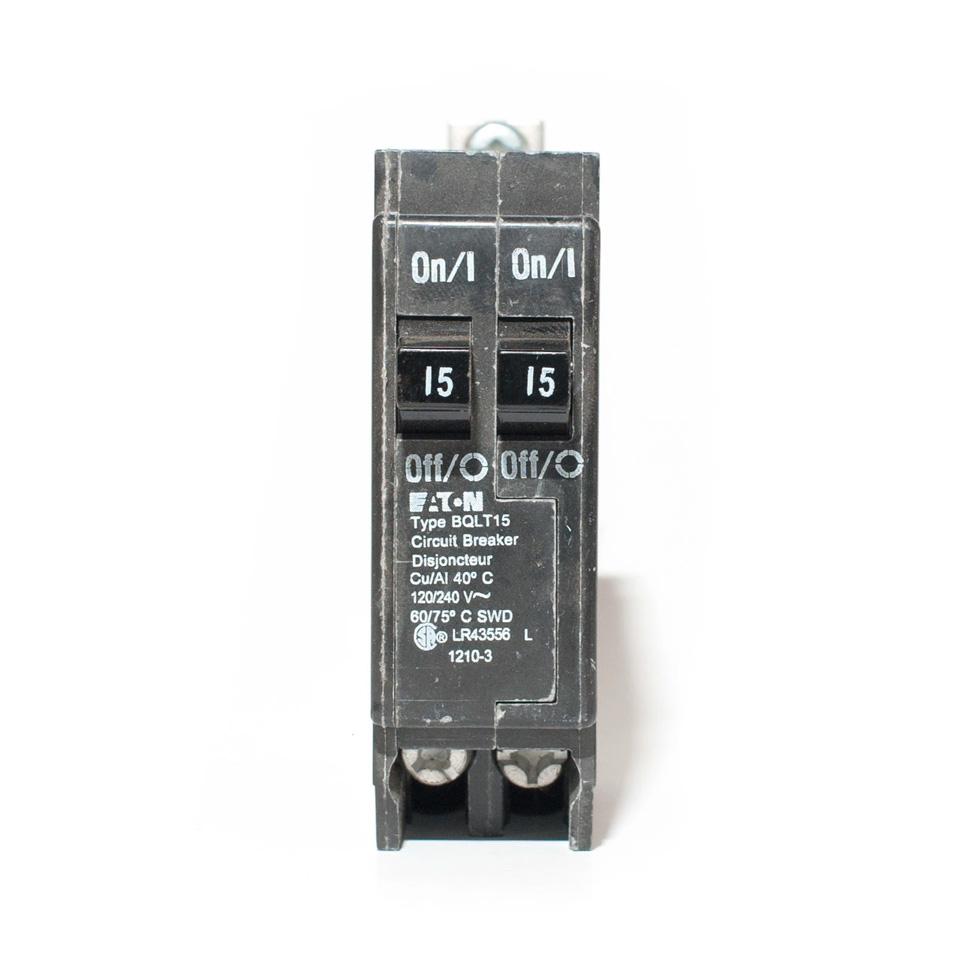 BQLT15 - Commander - 15 Amp Tandem Circuit Breaker – SimplyBreakers.com